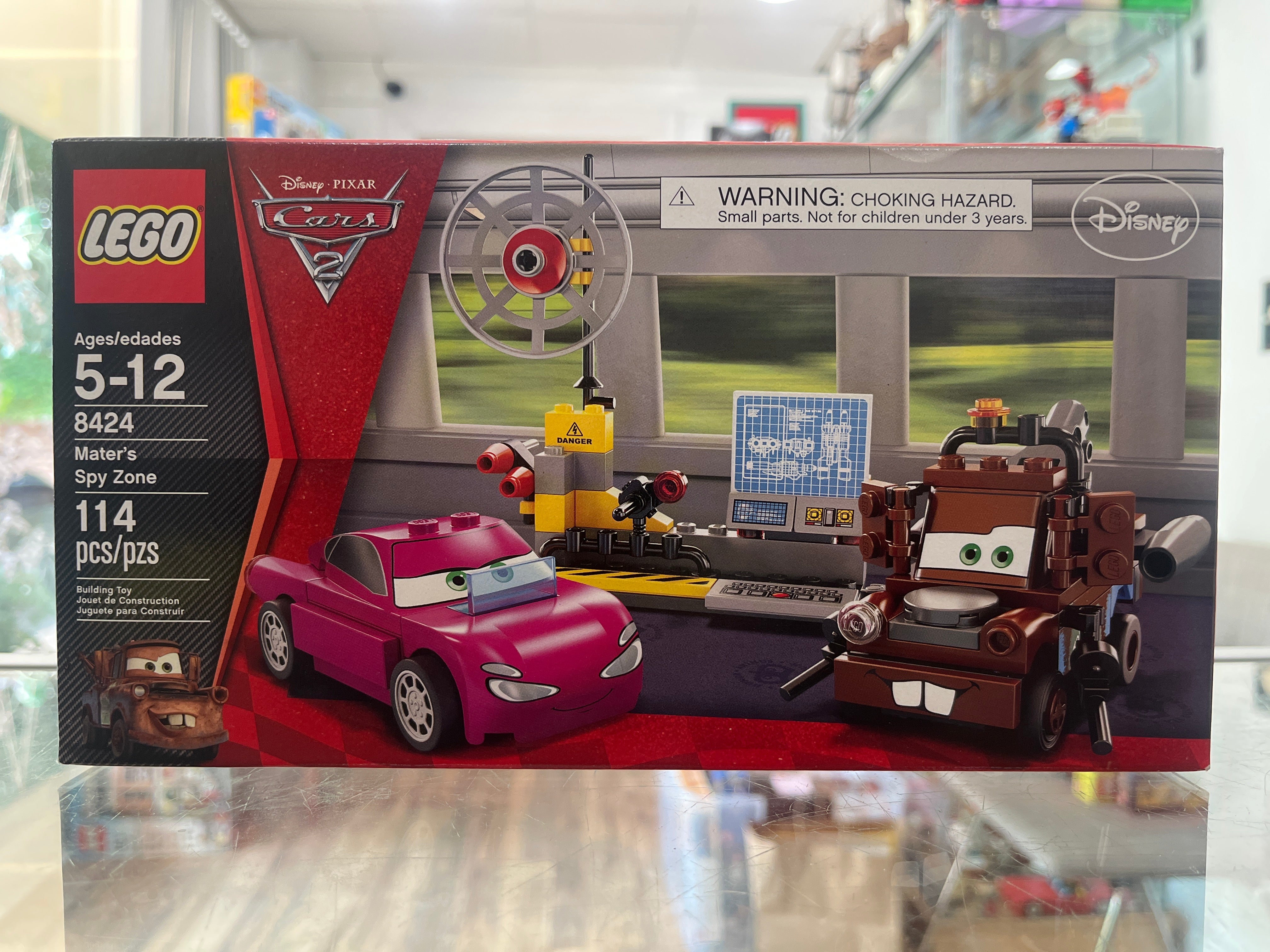 8424 Mater’s Spy Zone – the brick store